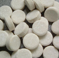 Aquarium Gardens News: Aquatic Plant Root Grow Tabs.