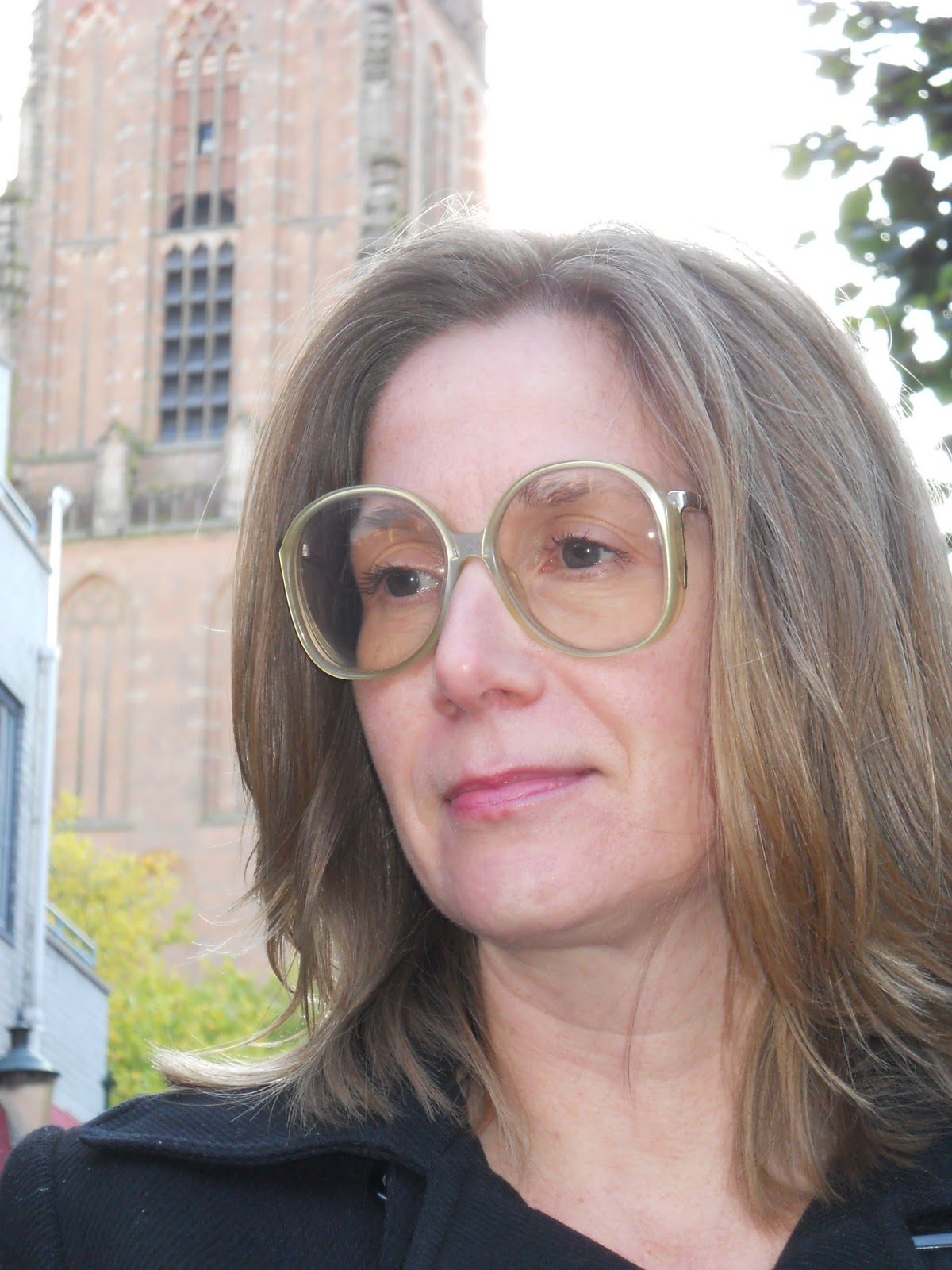 More ladies behind crystal veil: oktober 2011