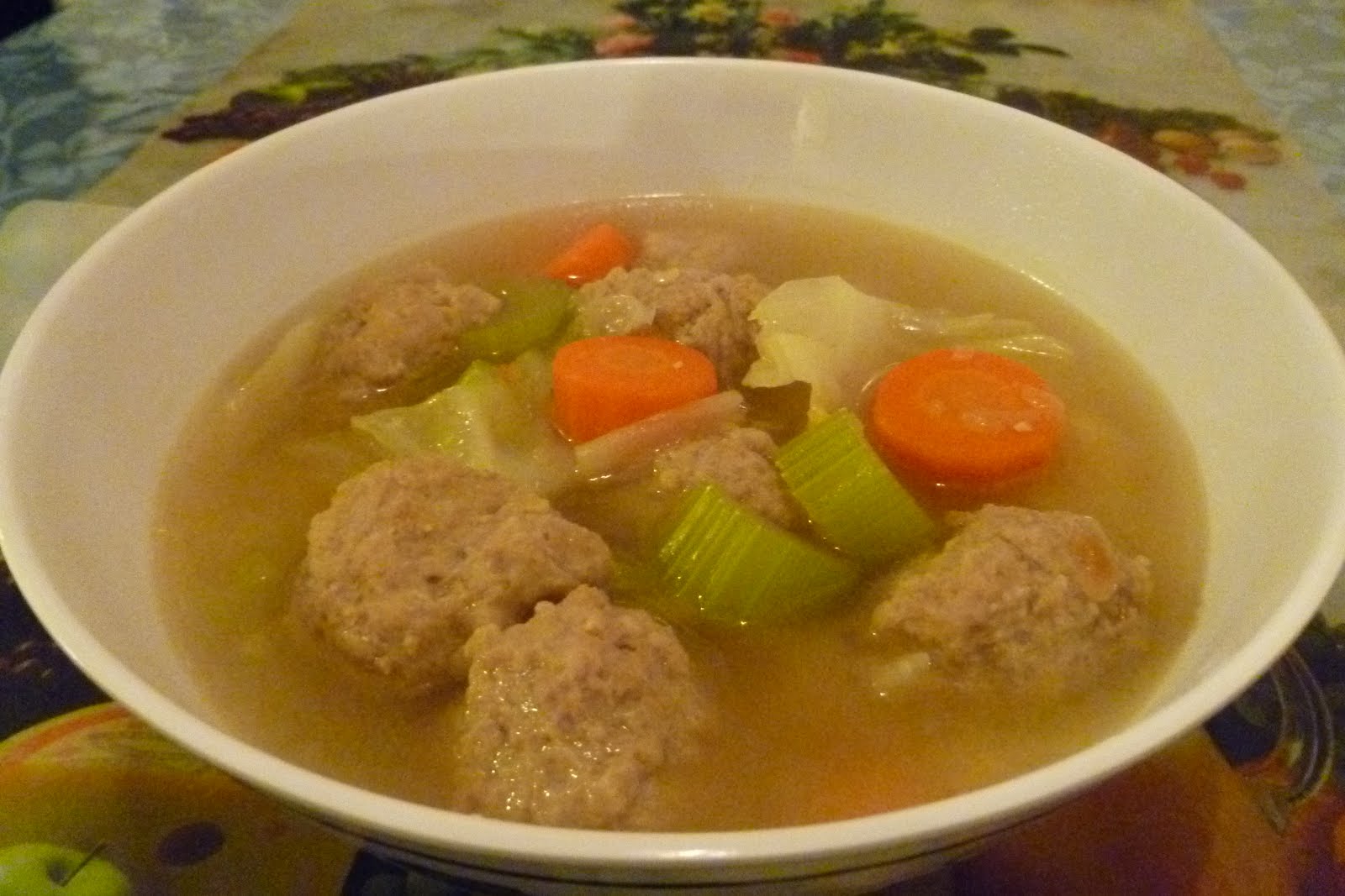 Dapur Komplit: Soup Bakso Ayam
