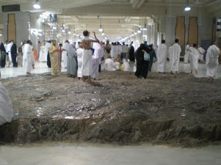 Menjadi Tetamu Allah-Umrah : Saie Di Antara Safa dan Marwah