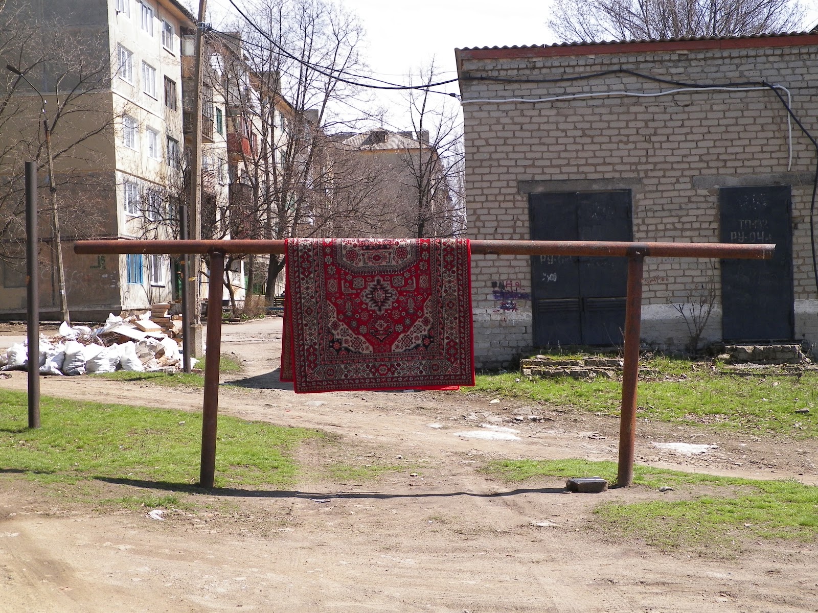 My real life by Yvonne: Selah Update ------ Downtown Torez Ukraine