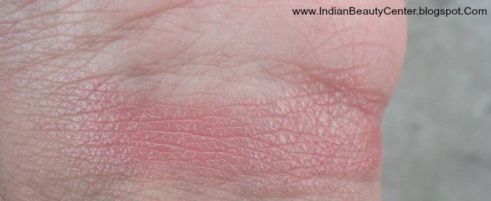 NIVEA Care & Colour RED and ROSE Lip Balm Review