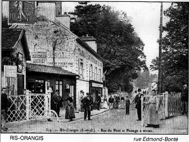 Le site de RAIL91: PN N°9 Ris Orangis