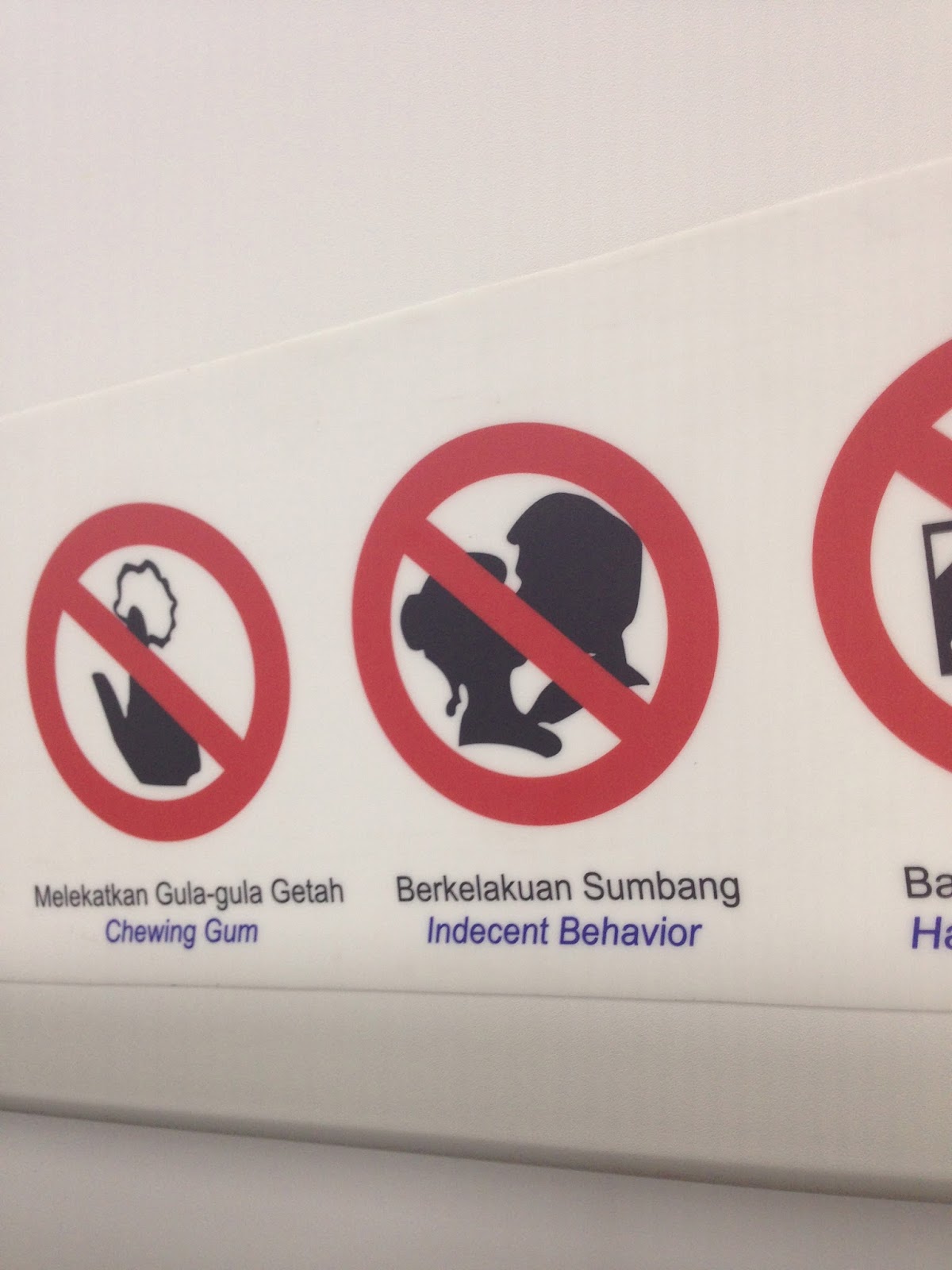 candidanimal: Signage all over Asia