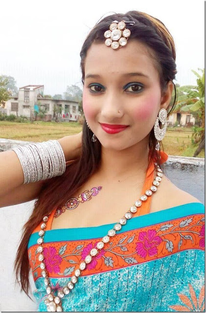 Lovely Cute Nepali girls Photos