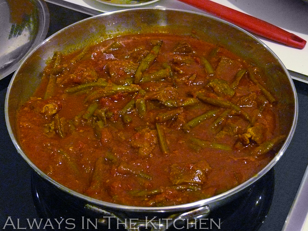 Dawna in the Kitchen: Khoresht Loobia Sabz: Persian Green Bean and Lamb ...