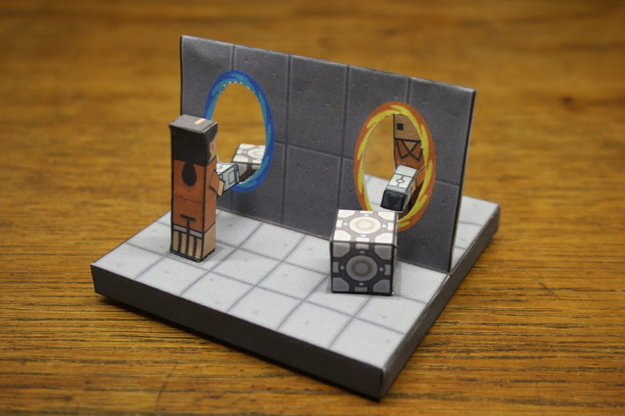 Haz lo que haría cualquiera... acaba con todos: Papercraft Portal