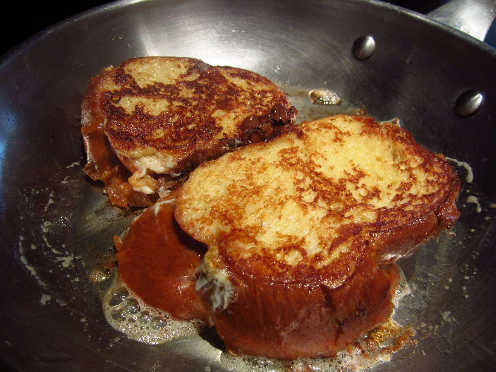 Wonderland Kitchen: Nutella Stuffed Challah French Toast