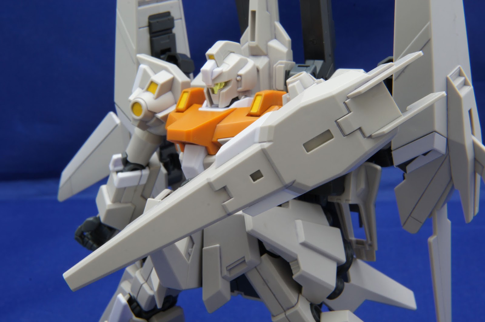 GUNDAM GUY: HGUC 1/144 ReZEL Type C [Defenser b-Unit] [GR] - Review Images