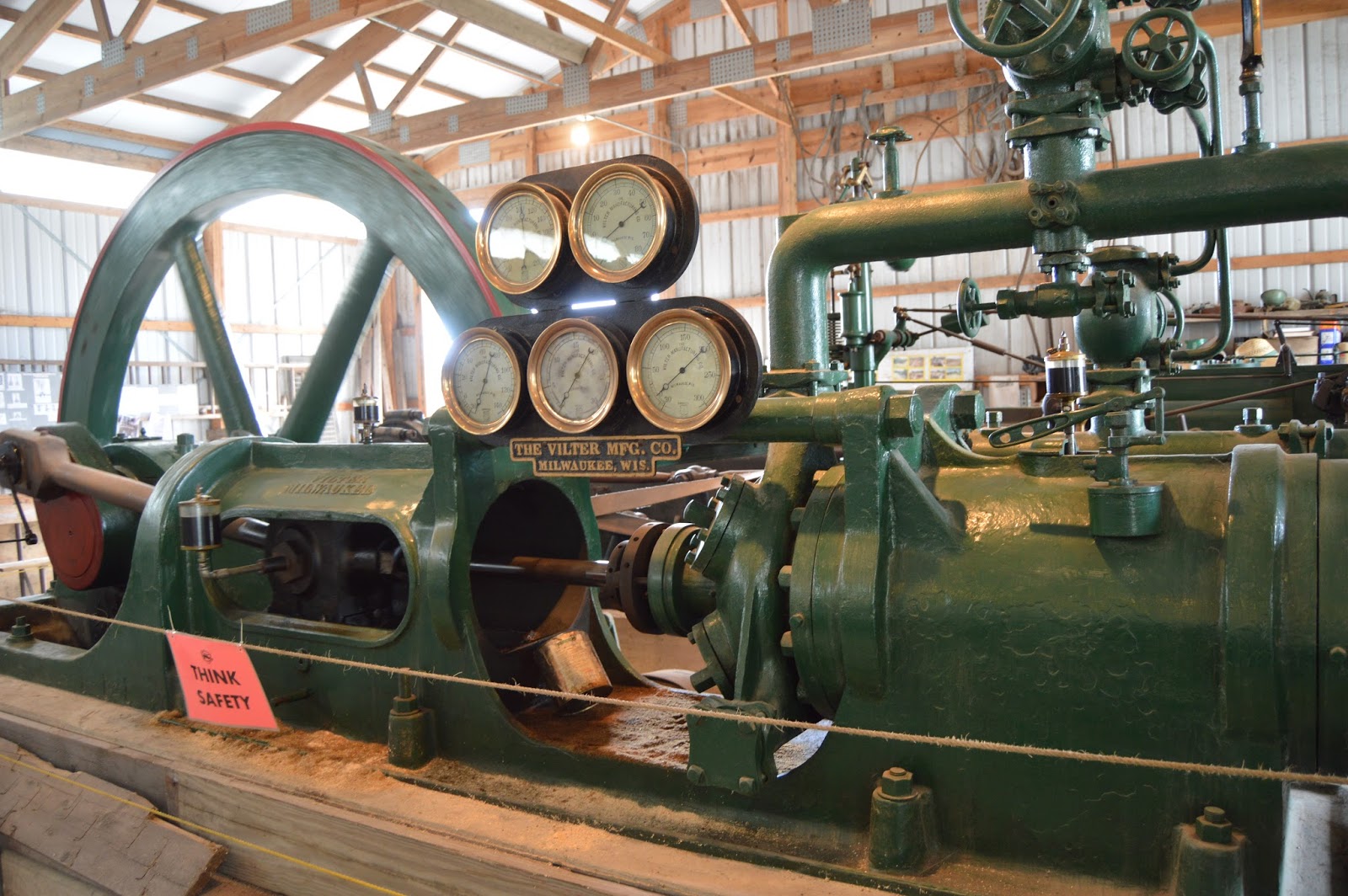 Industrial History: 1920 Vilter 250 HP Tandem Compound Steam Engine