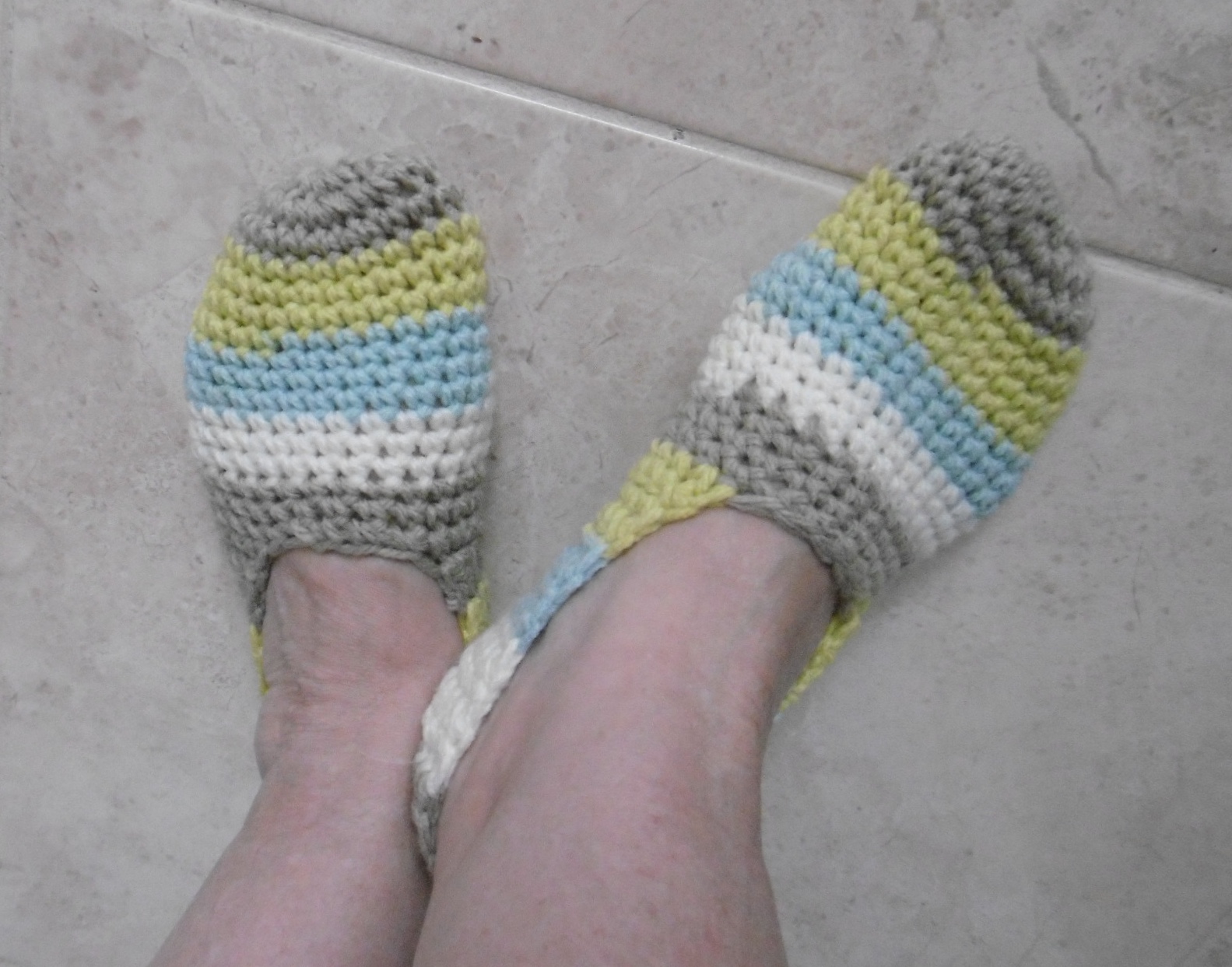 Susan Pinner: RIPPLE/PLAIN SLIPPER PATTERNS: All in one post