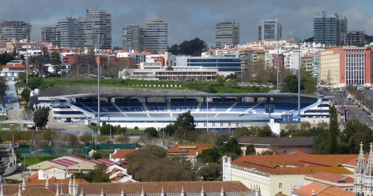 Viajar e descobrir: Portugal - Lisboa - Estádio do Restelo (Visto do ...