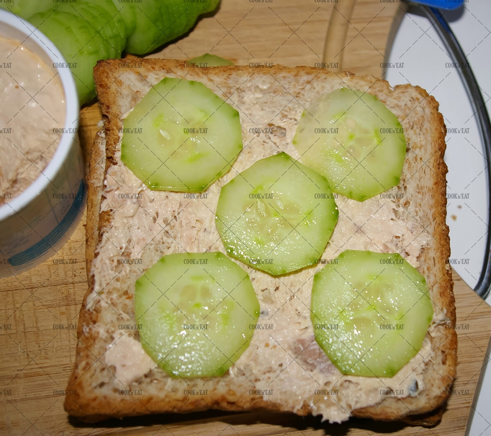 Recette de club sandwich aux rillettes de thon et concombre