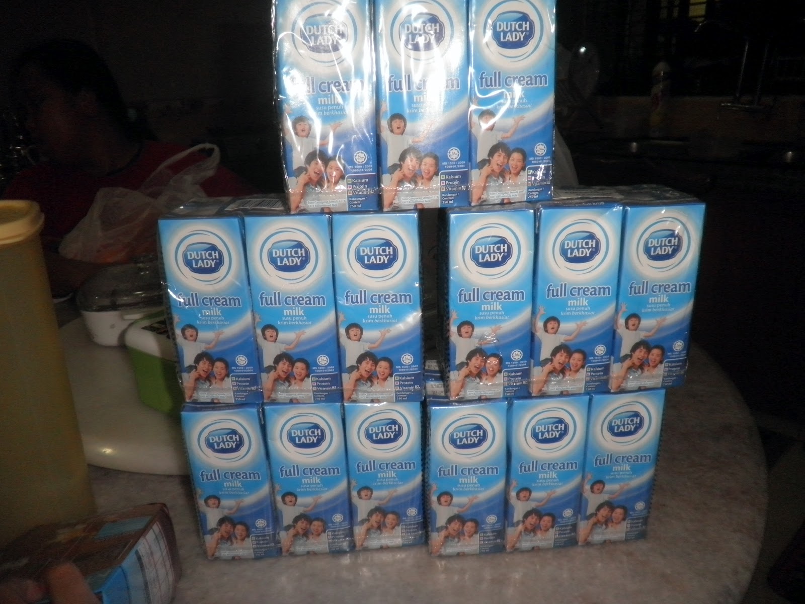 Mama Miraki: AMIR & SUSU DUTCH LADY