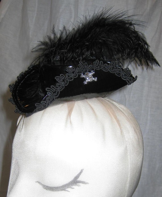 Tiny Hats Weekly: June 2011