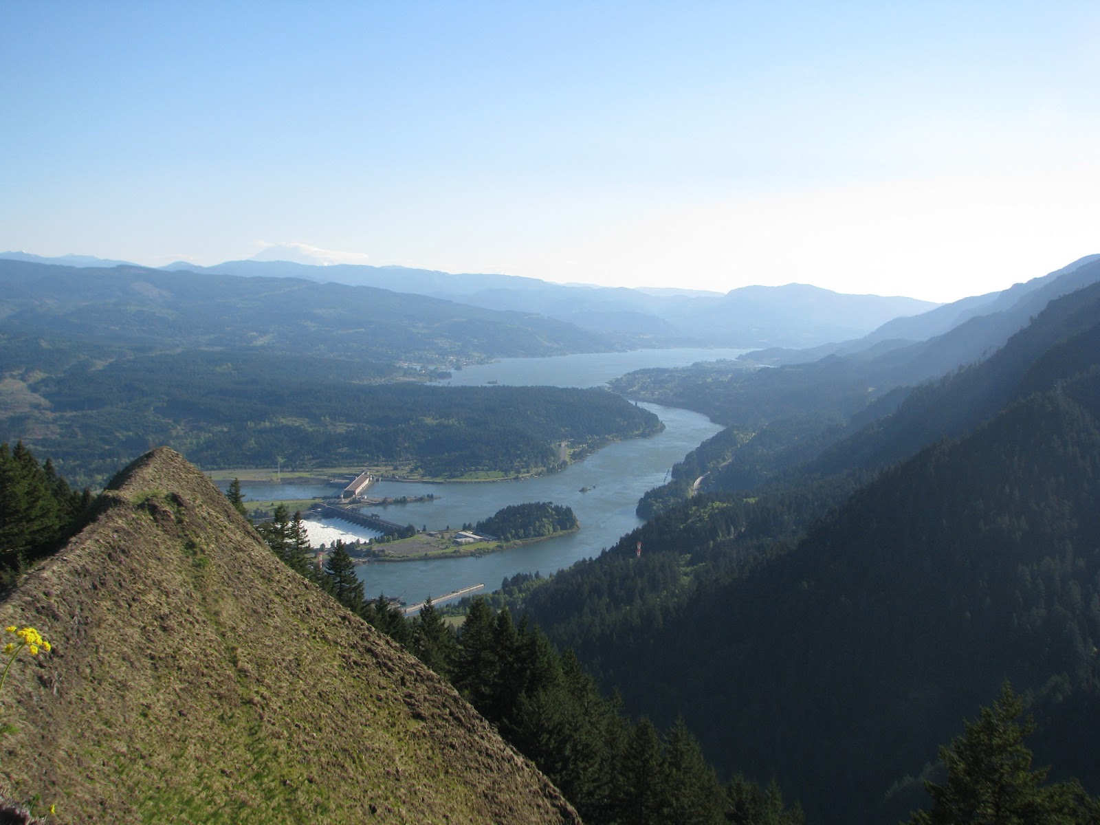 Corner: Munra Point Hike, Oregon