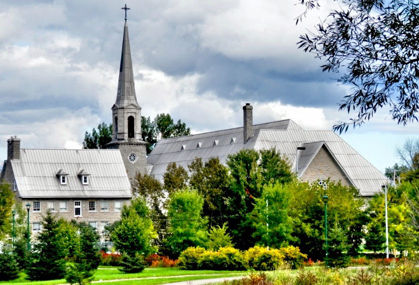 Jack aime/Jack n'aime pas: L'ancienne église Saint-Jacques et ses environs
