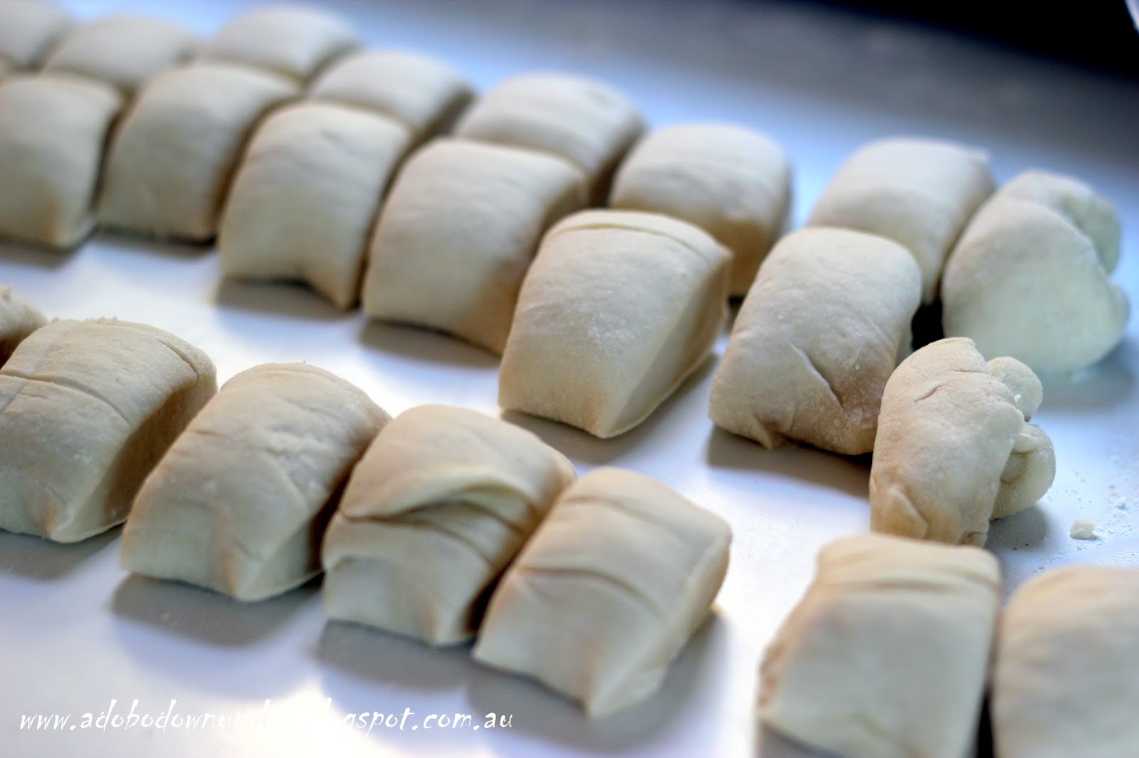 adobo down under: Pandesal (Filipino sweet bread rolls)