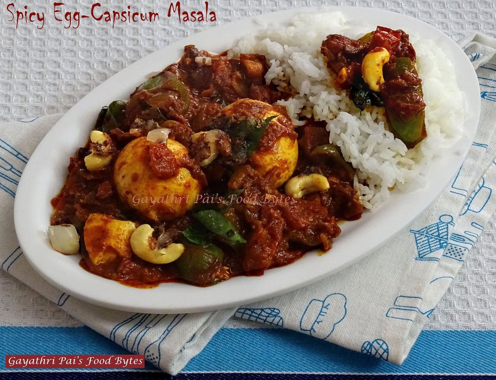 Gayathri Pai's Food Bytes: Spicy Egg~Capsicum Masala.