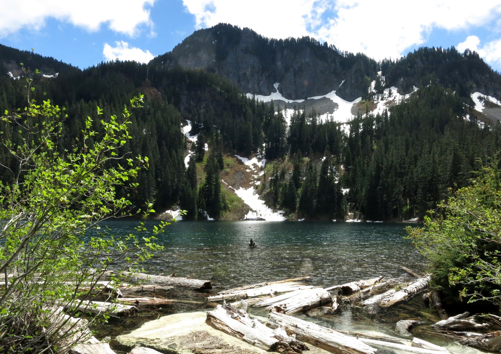 Pacific Northwest Seasons: Hiking the Cascades' Greatest Hits: Annette Lake