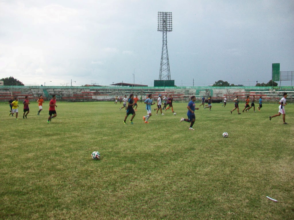 OsKr Hs14: CLUB ATLETICO MILAGRO PRESENTO OFICIALMENTE SU CUERPO TECNICO