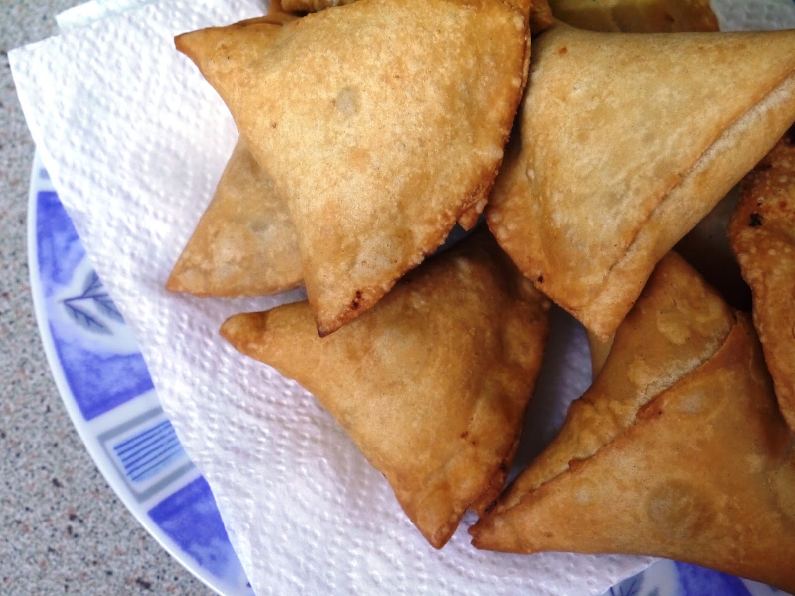 This Muslim Girl Bakes: Brown Daal.