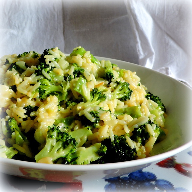 Cheesy Broccoli Rice | The English Kitchen