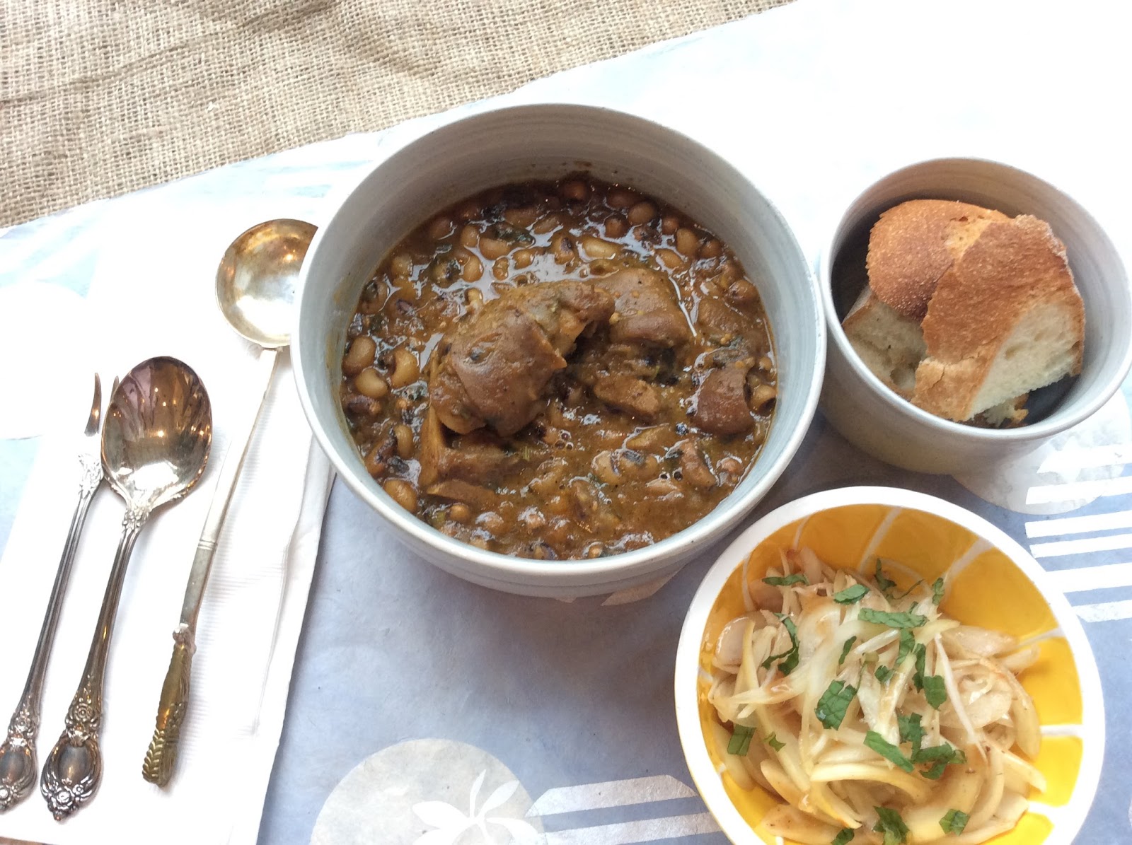 Niloufer's Kitchen: Khariya ~ Trotters