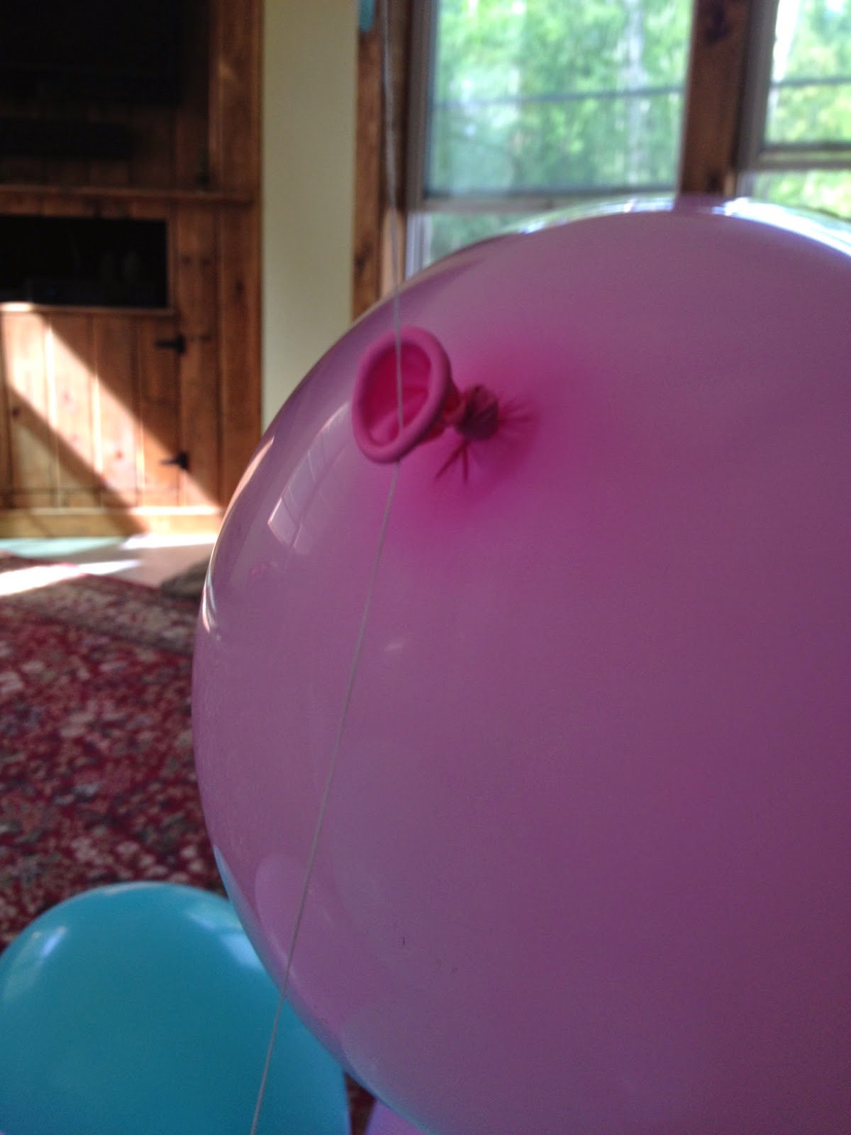 How to make a balloon cloud