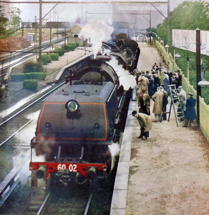 transpress nz: Garratt locomotive inspection, NSW, 1952