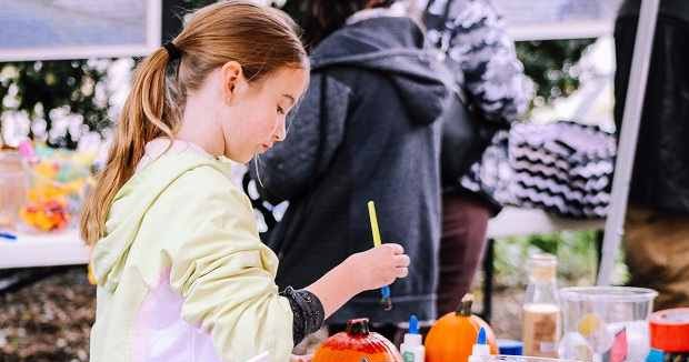 How to Raise Non-Materialistic Children in Today’s World - The ...