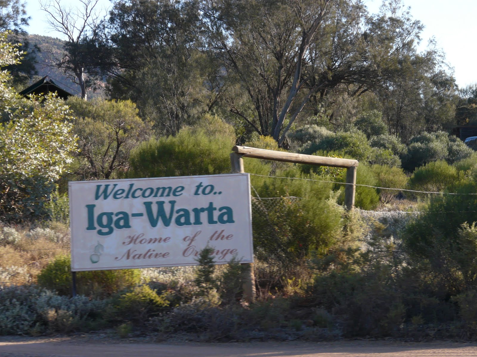 Bob and Elaine's Road Trip 2011: Easter Sunday at Iga Warta