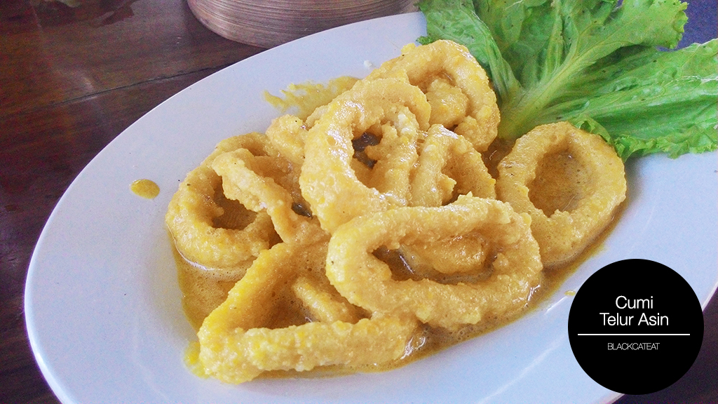 Cumi Telur Asin @ Warung Apung Rahmawati - Black Cat Eat