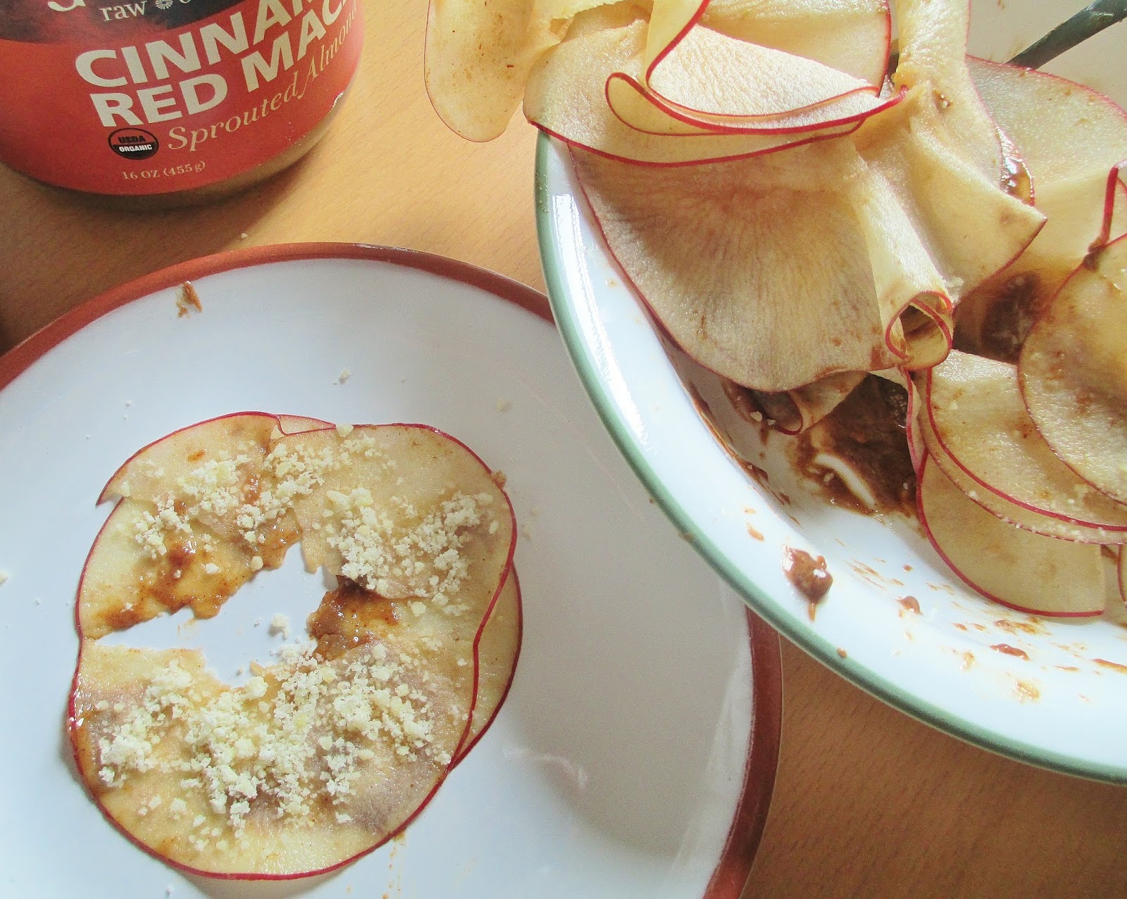 Rawdorable: Celebrate the 4th w/a Raw Apple Pie Cronut