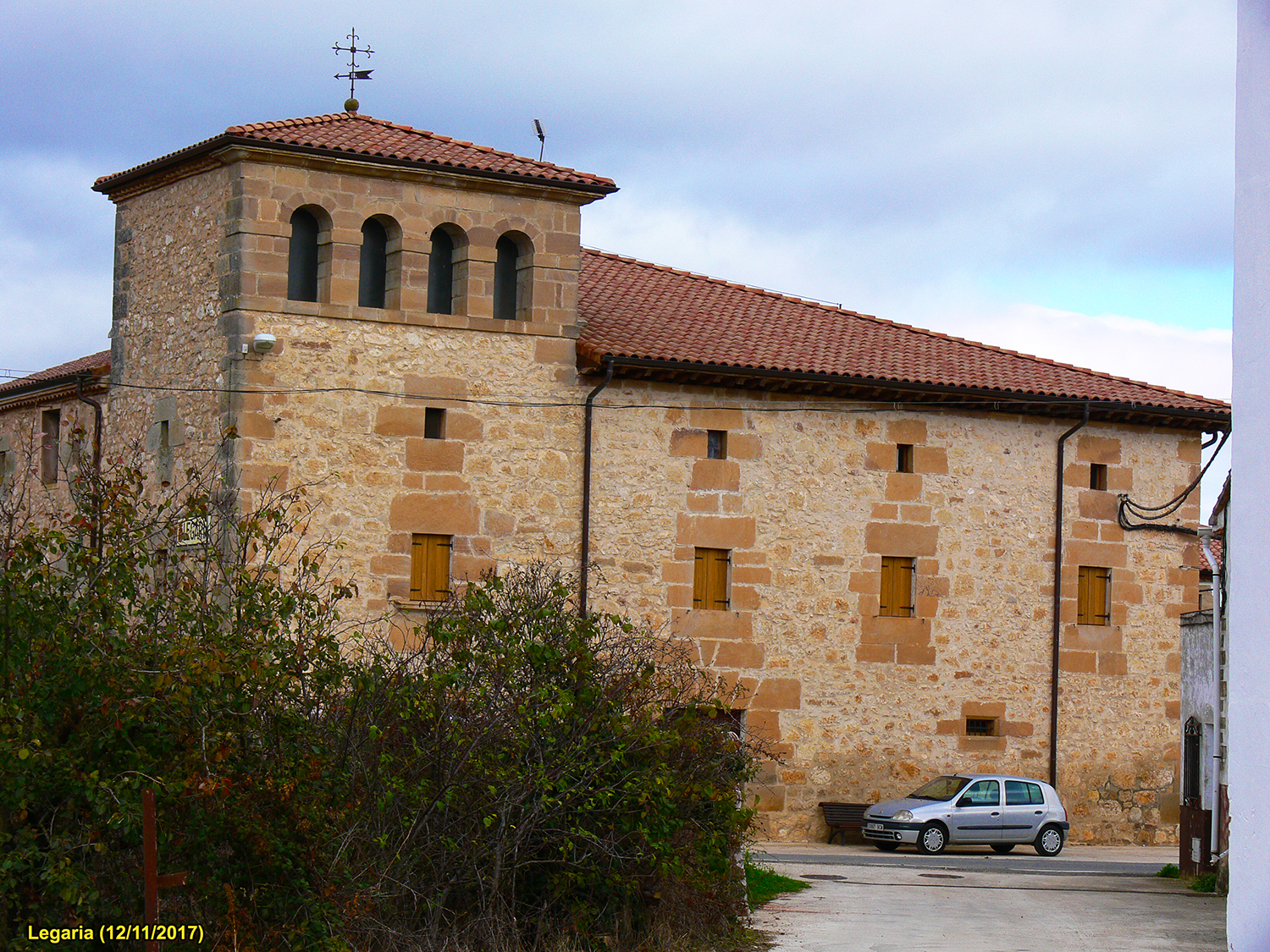 Navarra de la A a la Z ... (en moto): Legarda - Legaria