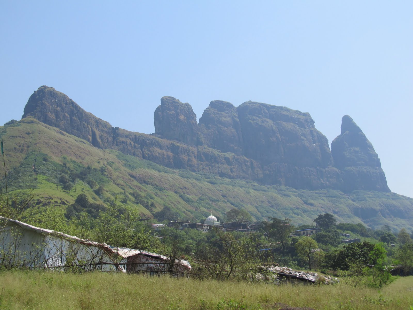 photos of trek trip: Haji Malang Gad (Kalyan)