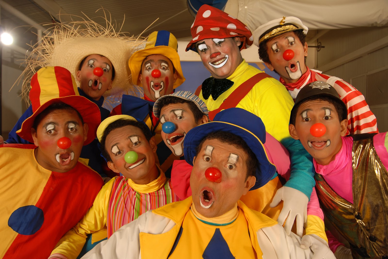 EL CLUB DEL CLOWN