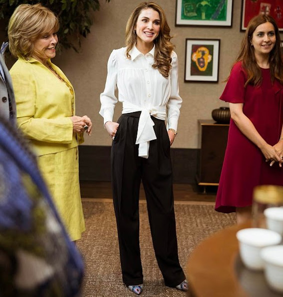 Queen Rania of Jordan Meets with Supporters of the QRF
