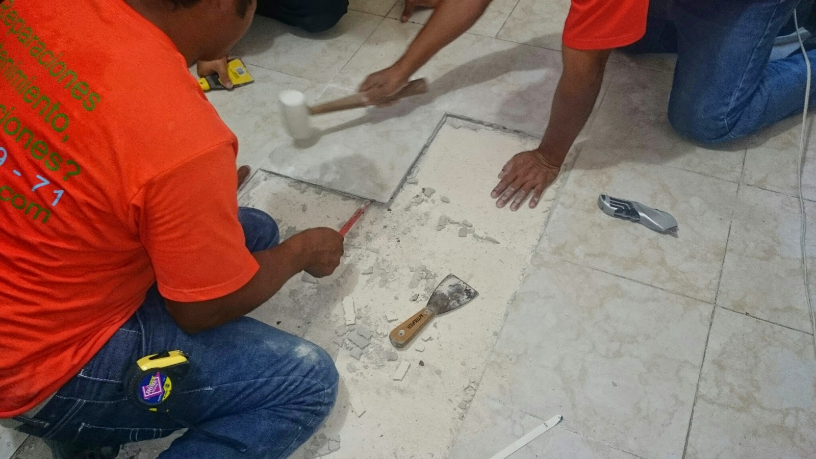 Mr Repara: Reparación de piso.