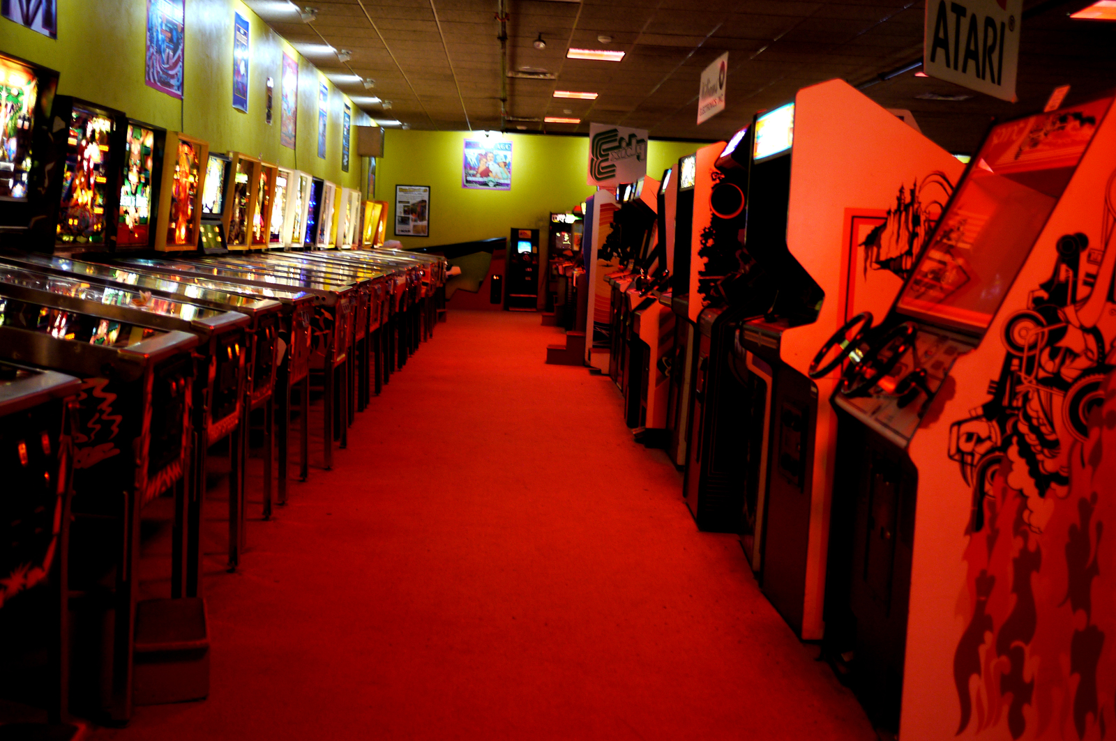 Vault 1541: Funspot: The Largest Arcade in the World!