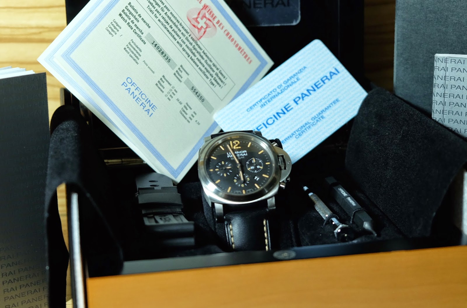 . H o b i J a m . : (SOLD) Panerai Pam356 Daylight Chronograph 'M'