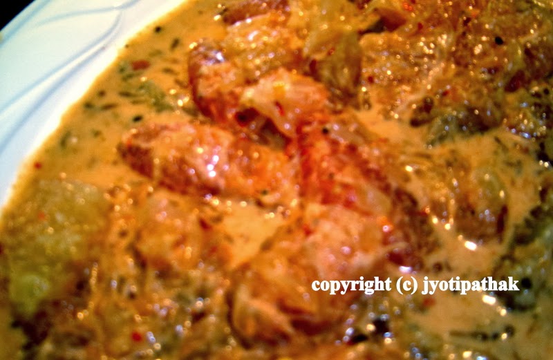 Taste of Nepal: Pomelo Salad (Bhogate Saadeko) – भोगटे or भगटे सांधेको