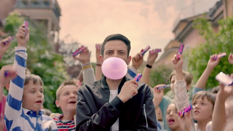 Pubblicità Big Babol Play Big con canzone di Fabio Rovazzi