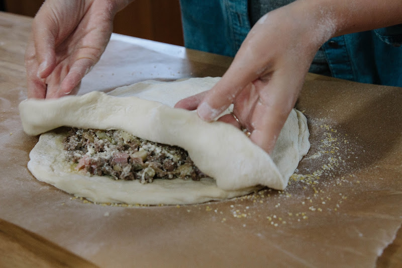 Bon Appétempt: Sfinciuni (Palermo's Stuffed Pizza)