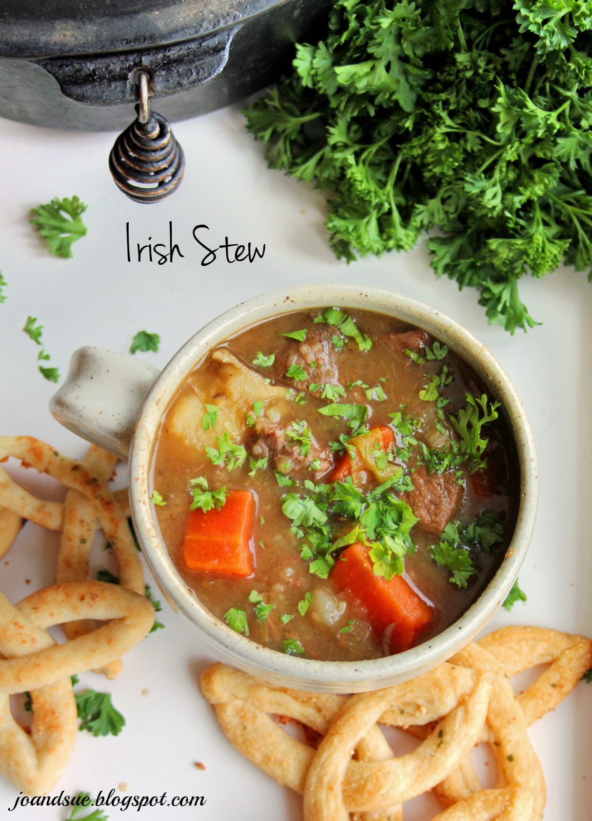 Jo and Sue: Irish Stew and Celtic Trinity Knots