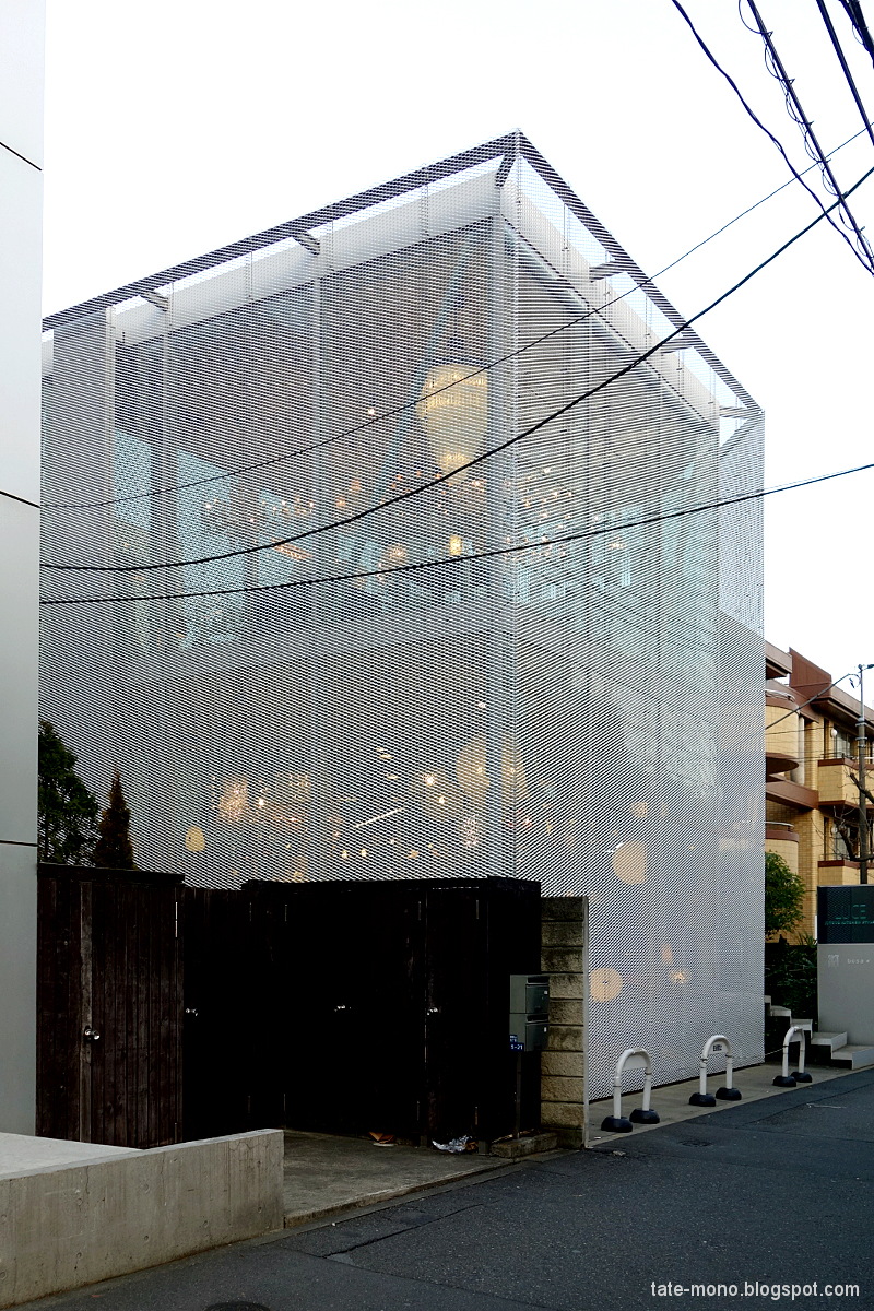 TATÉ-MONO: 旧カリーナ ストア : Ancien Carina store