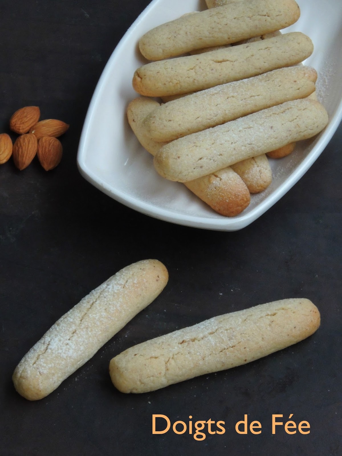 Priya's Versatile Recipes: Doigts de Fée - Angel's Finger Cookies