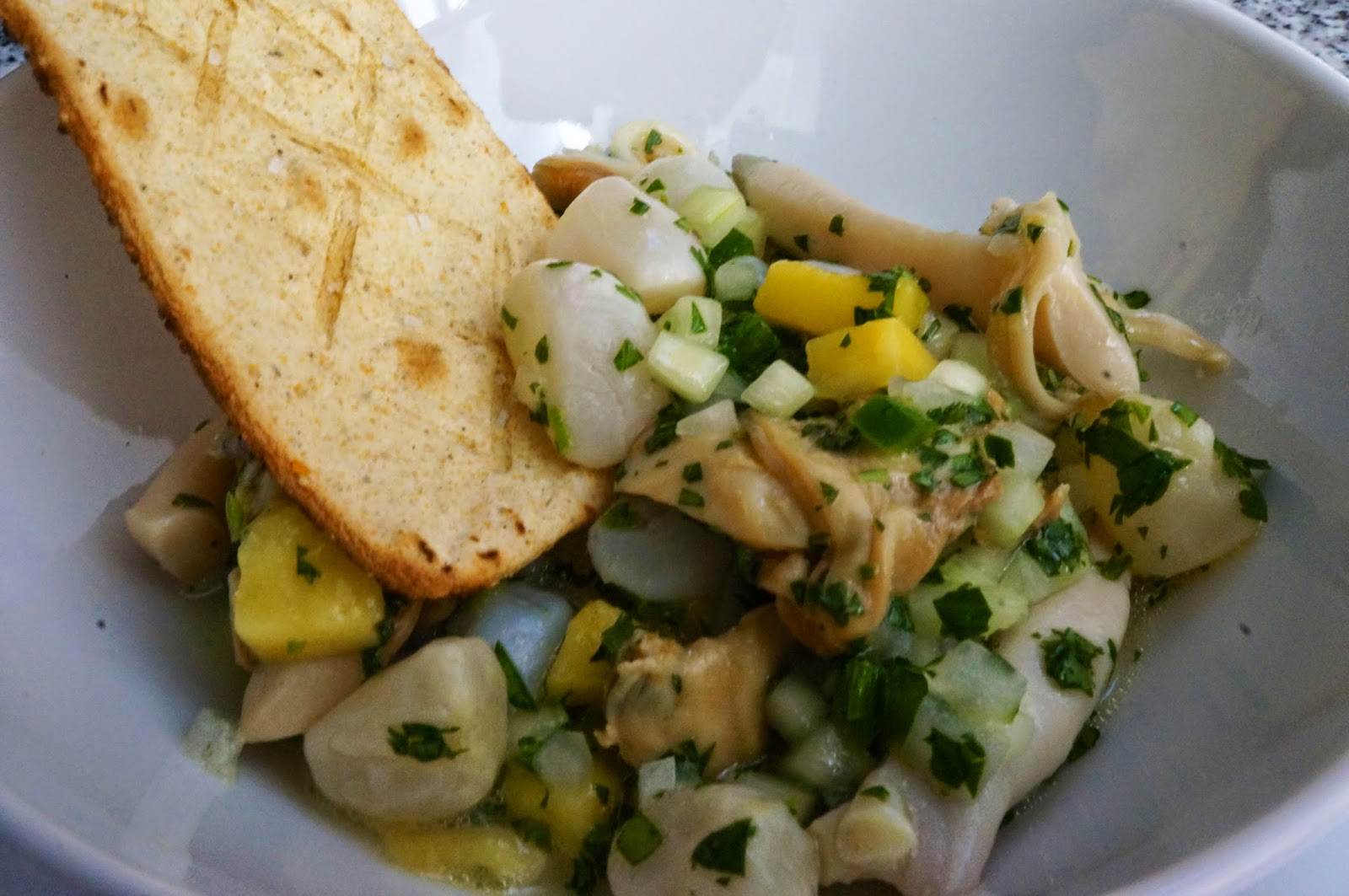 Ceviche de Callo de almeja y mango | emmapinto