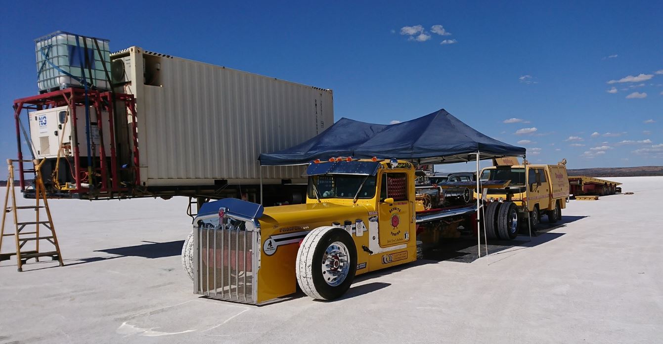 Just A Car Guy: land speed racing Kenworth at Lake Gairdner