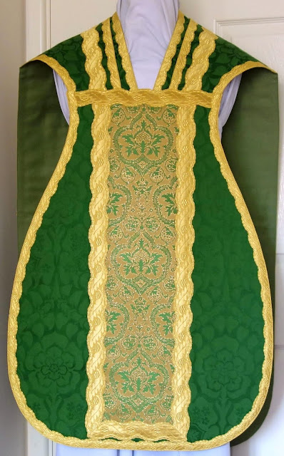 New Vestment Work: French Style Roman Set from Luzar Vestments ...